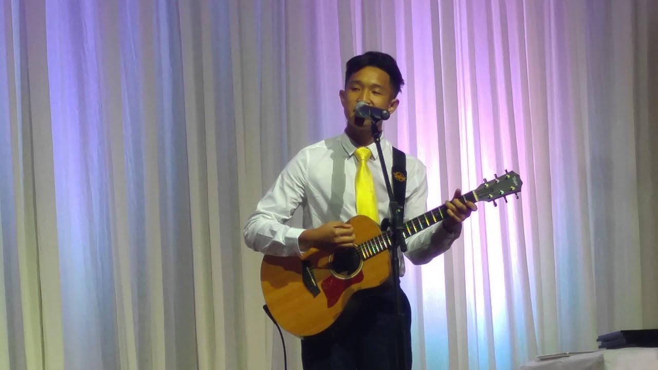Aziz Harun - Beautiful (Live Acoustic HD) - YouTube