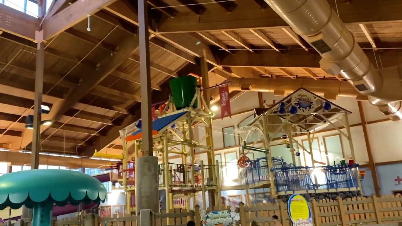 Zehnder's Splash Village (Frankenmuth MI) - FULL In-Depth Hotel Tour ...