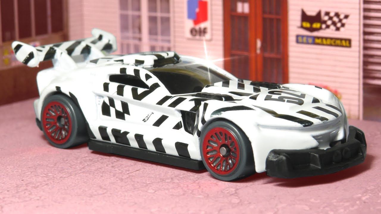 Hot Wheels Track Ripper (2019) - YouTube