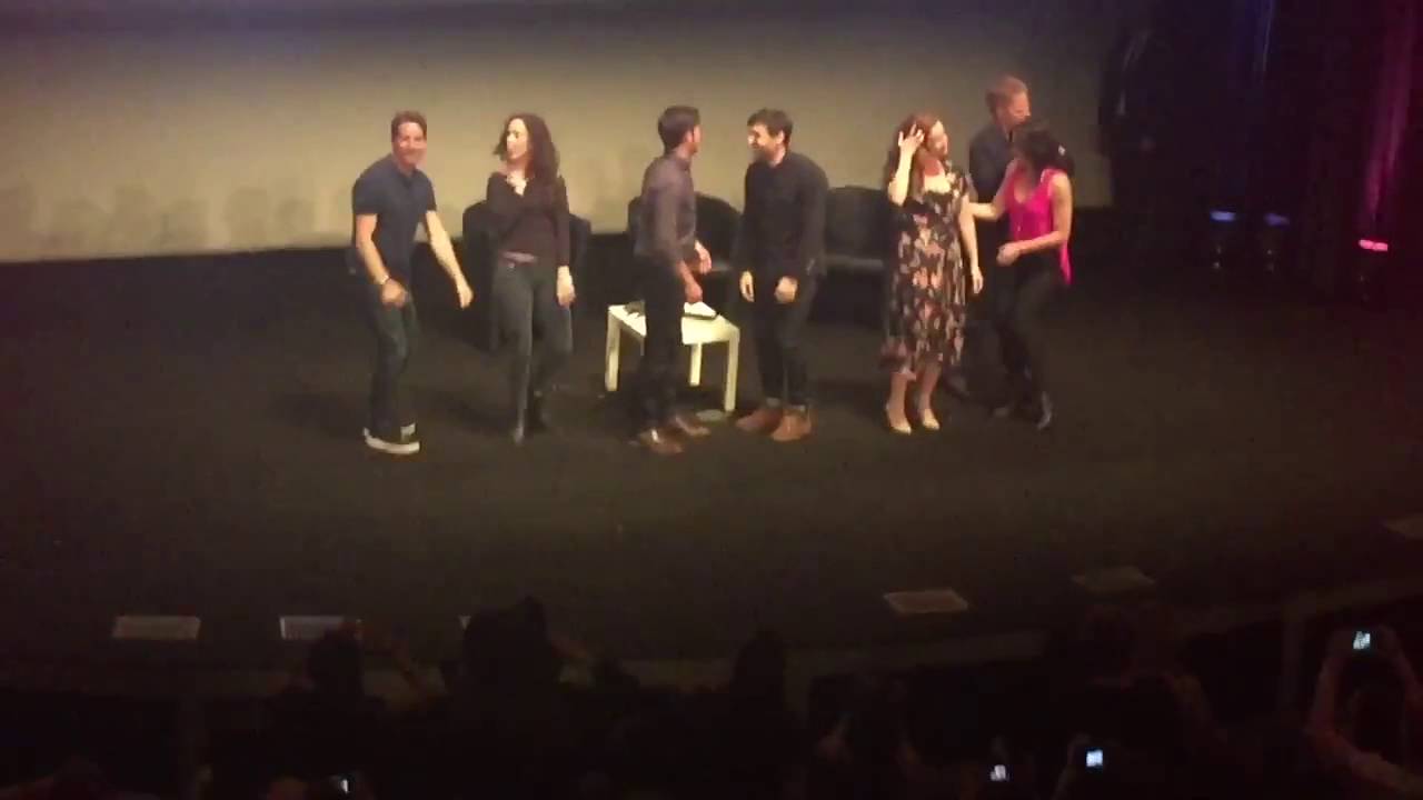Lana Parrilla, Colin O'donoghue, Sean Maguire, Bex Mader singing ...