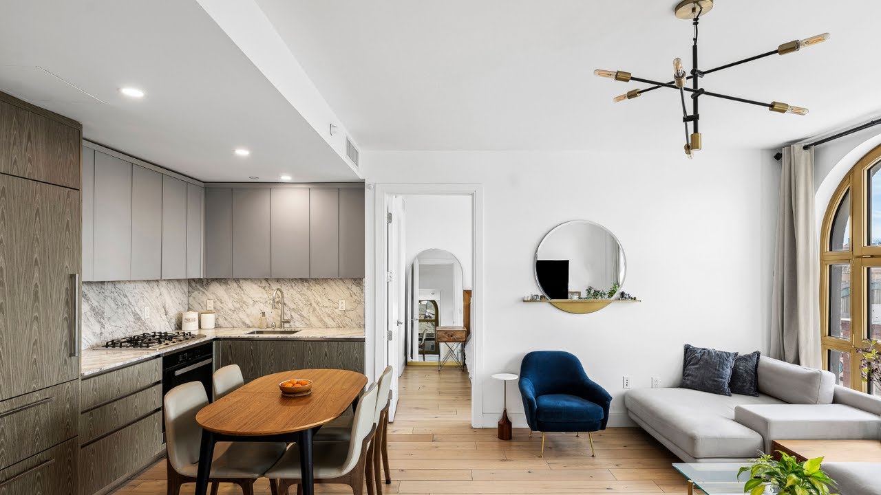 INSIDE a CHIC 2-BEDROOM BROOKLYN HOME w MANHATTAN SKYLINE VIEWS | 229 ...