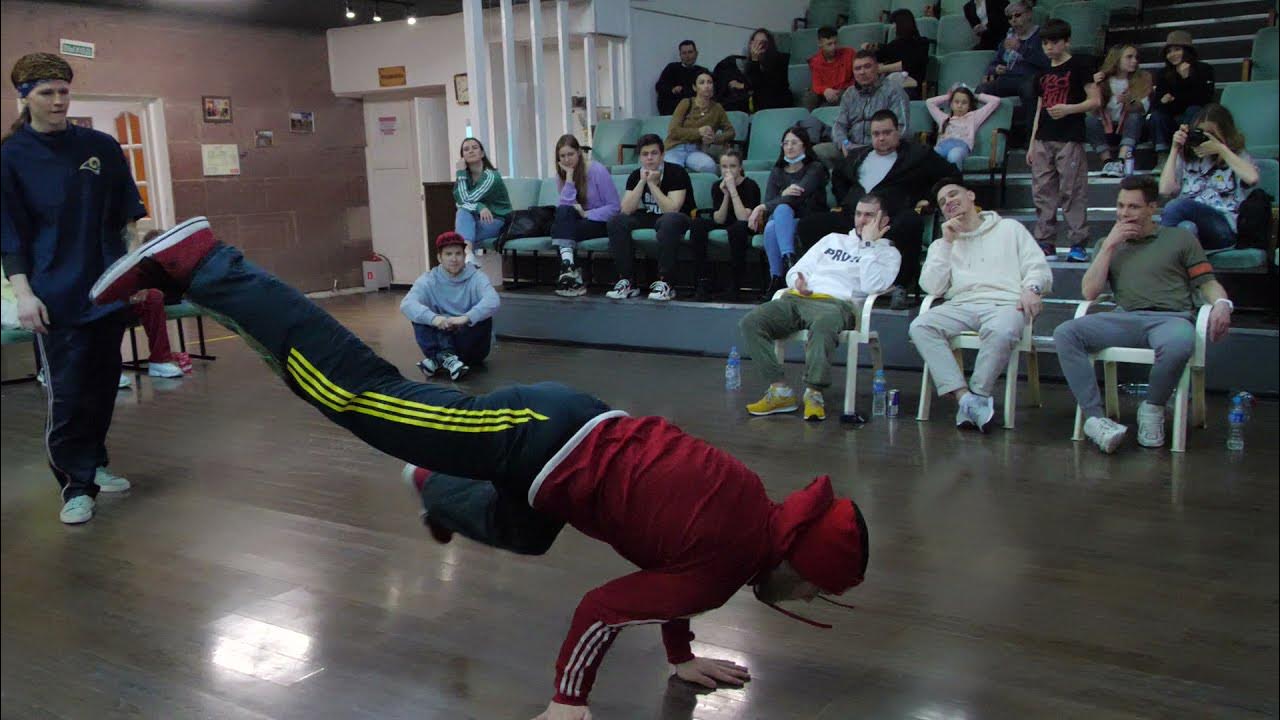 profi 1x1 bboy Тёмный Лев vs Сёрфер - "ALL OPTION" break dance battle - YouTube