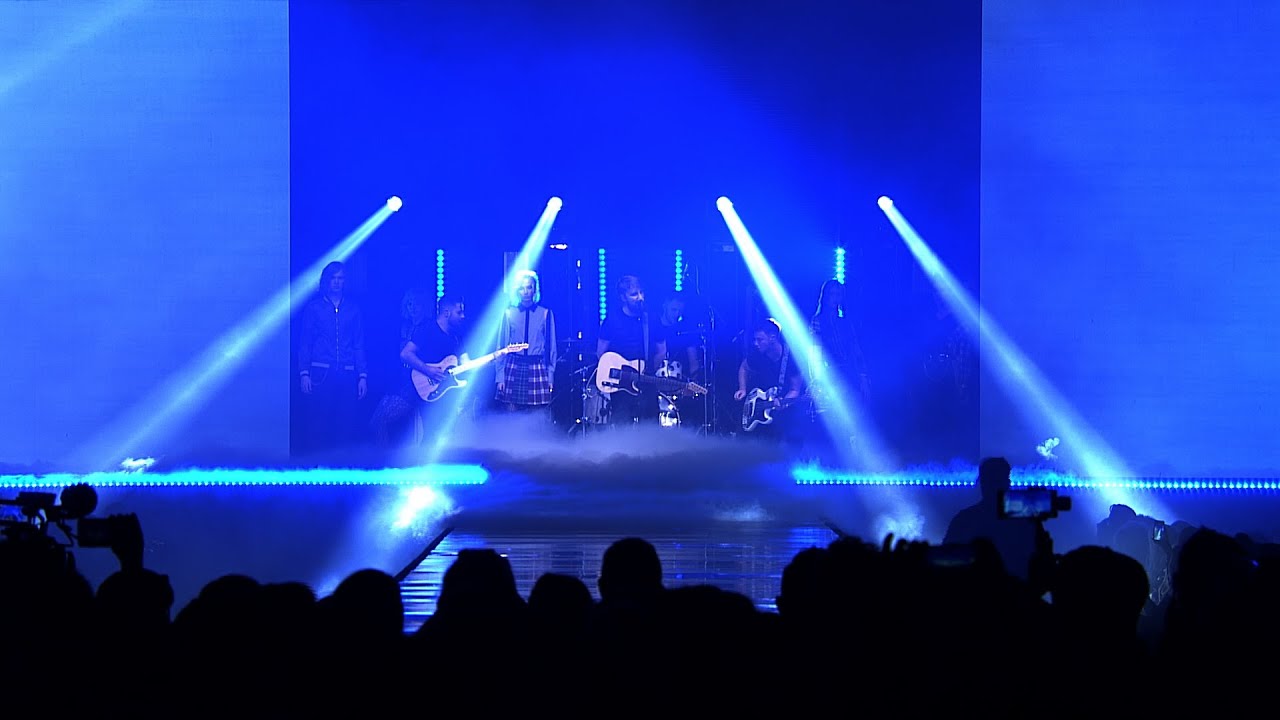 Springhill | Live at The Excel Arena for Toni&Guy's Mainstage 2018 ...