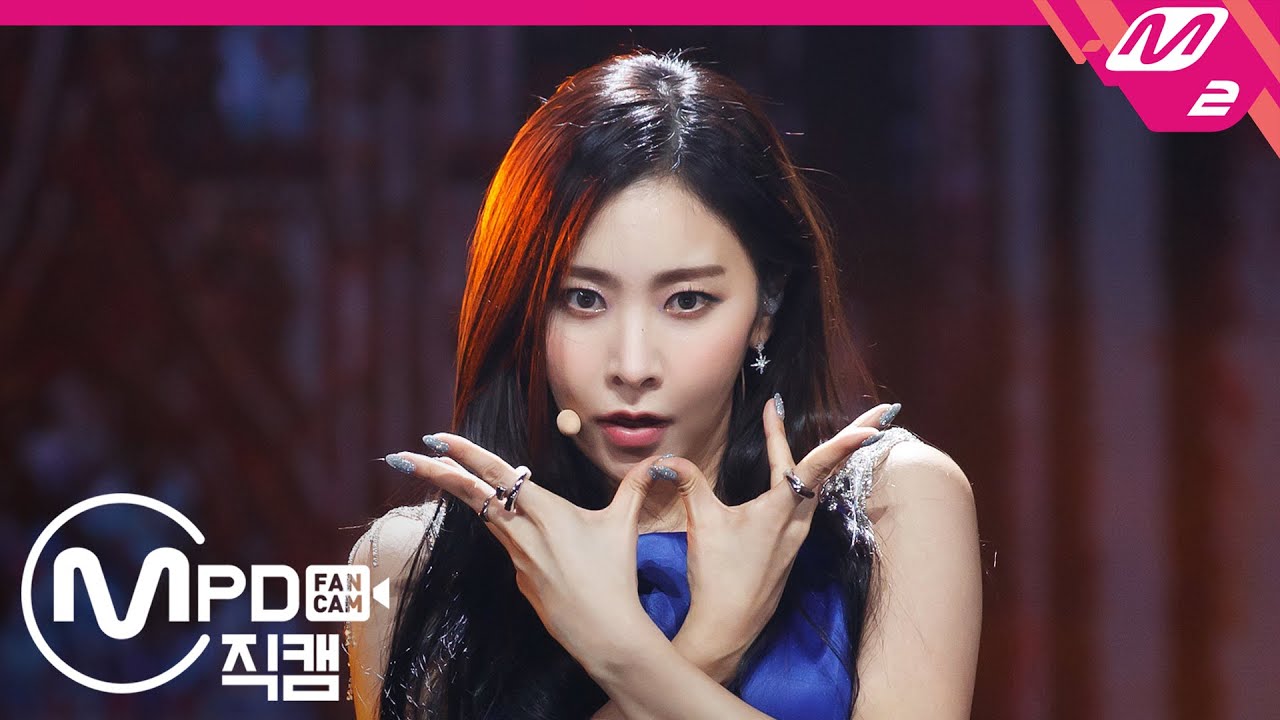 [MPD직캠] 허찬미 직캠 4K ‘Lights’ (HUH CHAN MI FanCam) | @MCOUNTDOWN_2020.7.30 ...