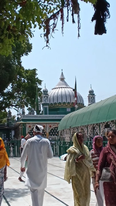 Hazrat Makhdum Alauddin Ali Ahmad Sabir Pak #kaliyarsharifsabirpiya - YouTube
