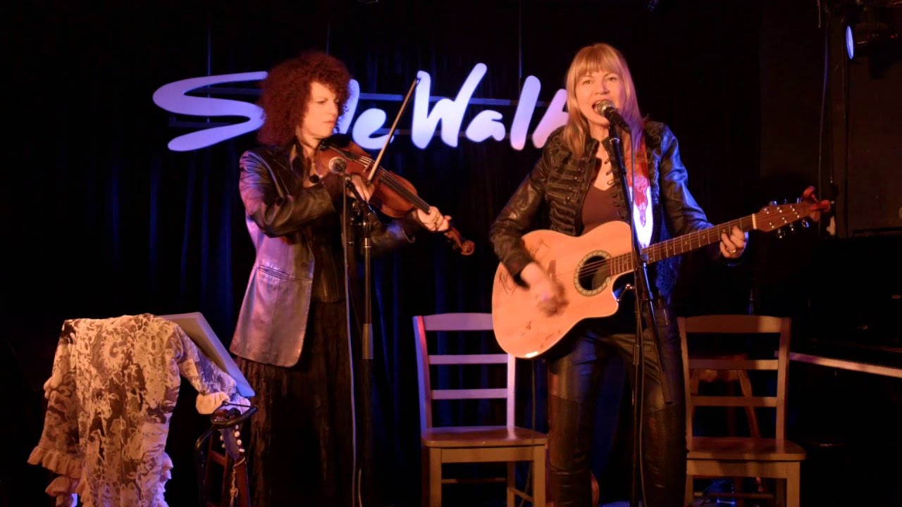 Violizzy - Sidewalk, NYC - Val Kinzler - Genius - YouTube