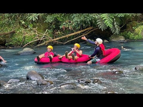 Aquatic Tubing down Rio Celeste in Tenorio Volcano National Park, Costa ...