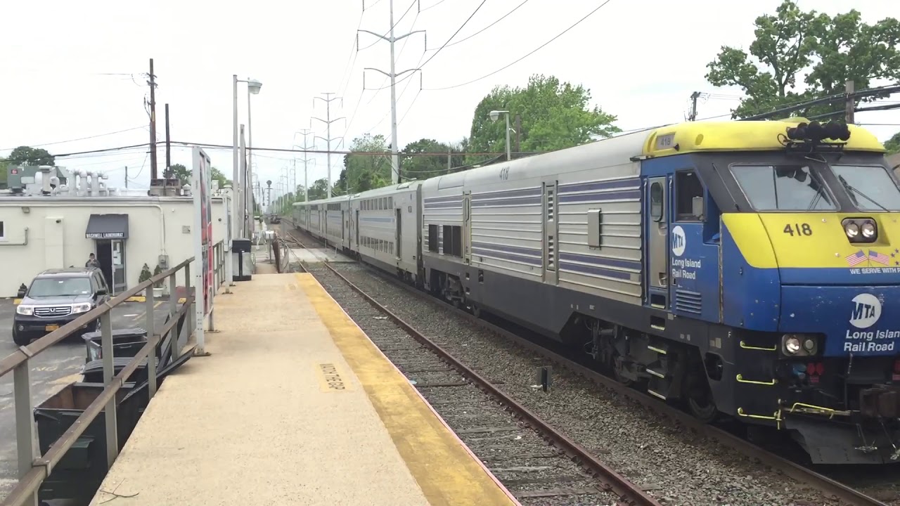 LIRR Train 1:08 at Greenlawn On 5/28/2020. - YouTube