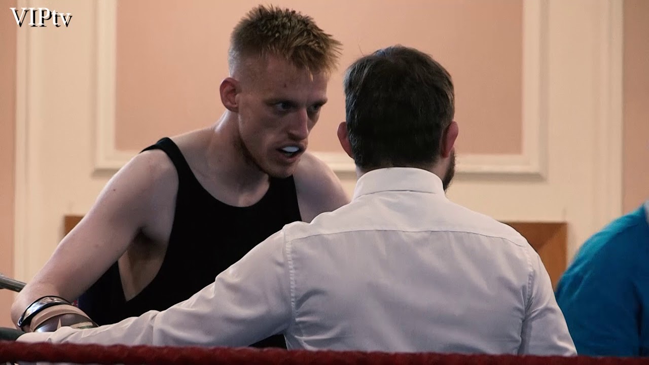 Franklin Hargreaves v Adam Handley 11.11.2017 The Last Drop Village ...