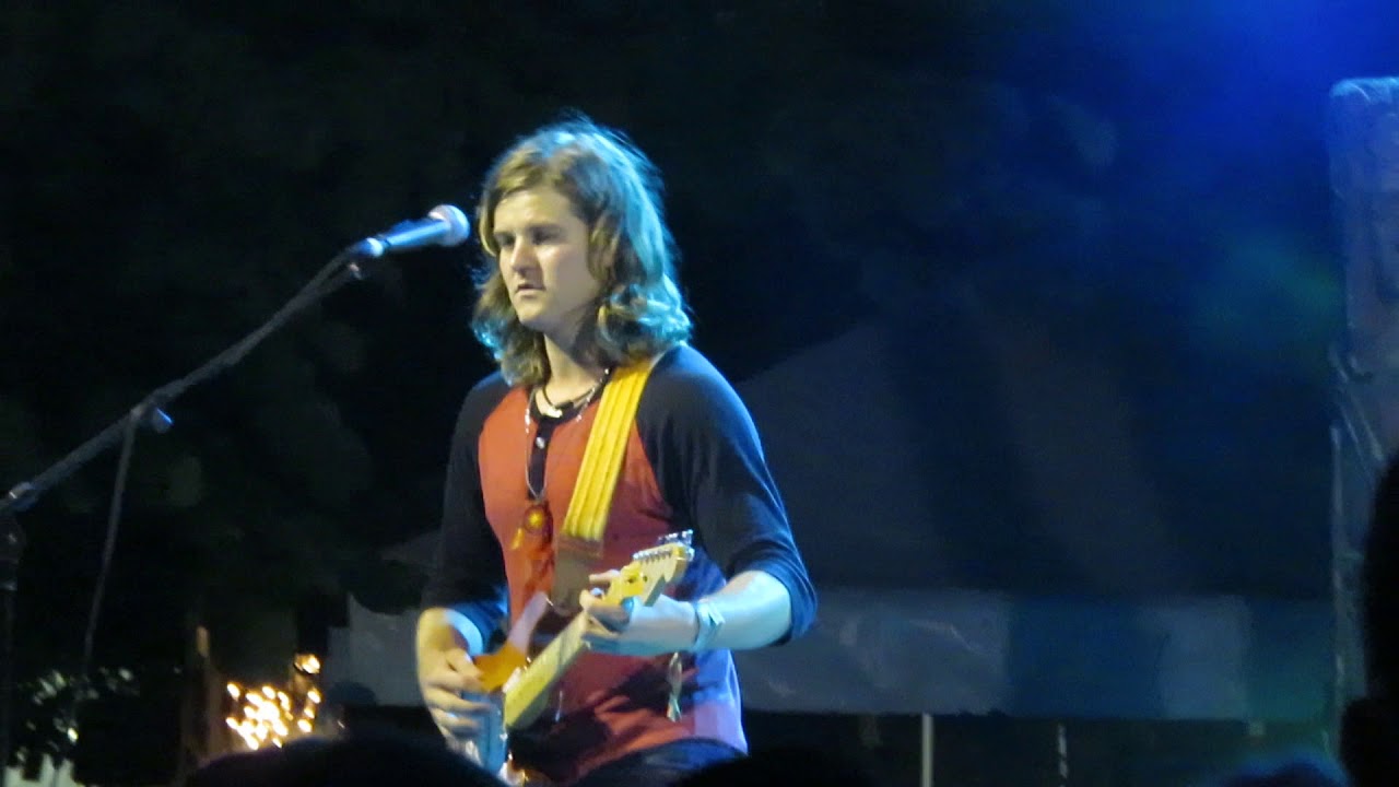 Dustin Schaefer ~ Comfortably Numb - YouTube