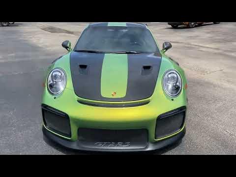PCARMARKET Auction: 2019 PORSCHE 911 GT2 RS PYTHON GREEN CHROMAFLAIR ...