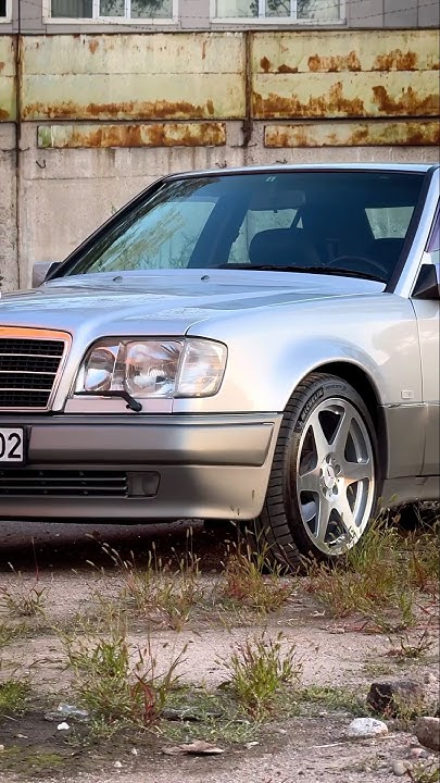 w124 e500 - YouTube