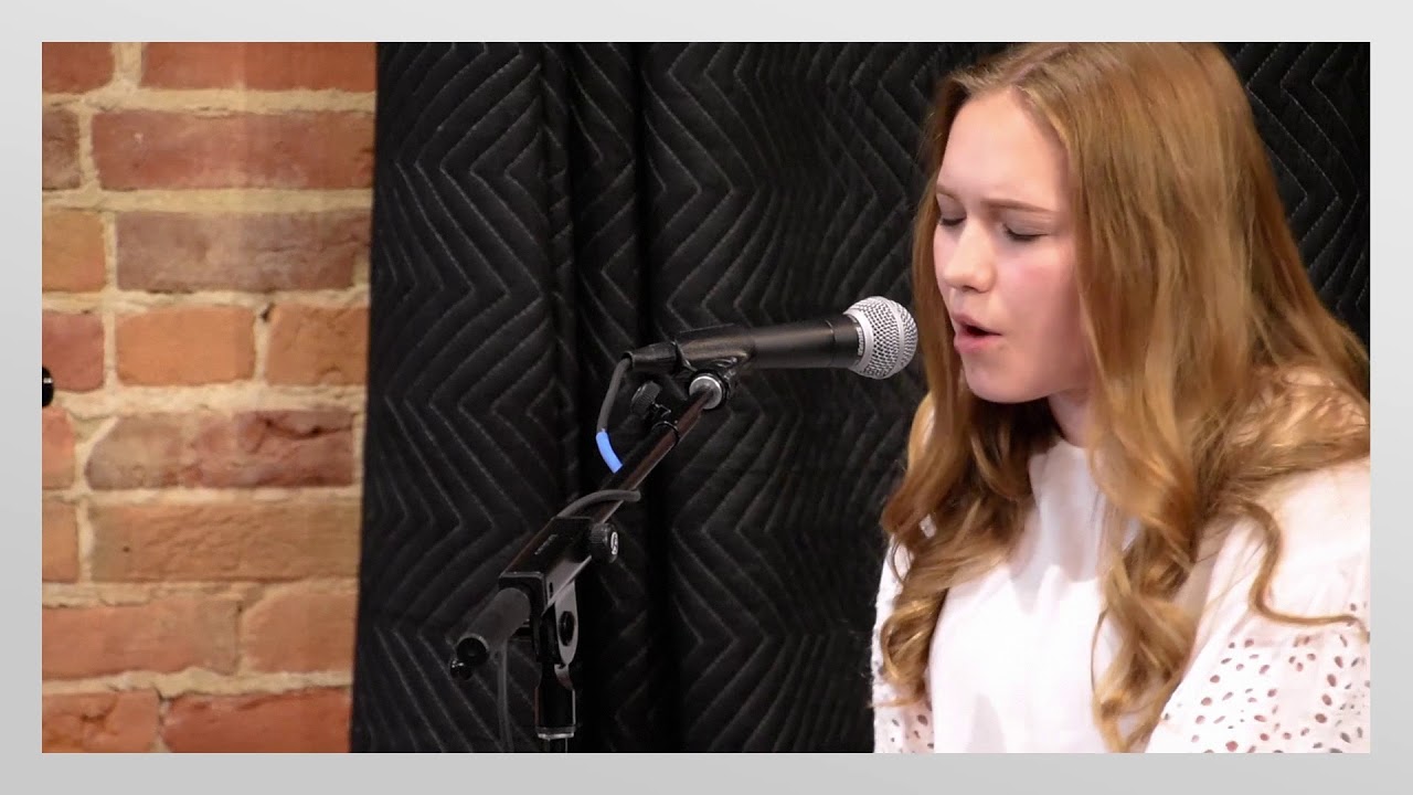 Emma Hamel - "Waiting" Live - YouTube