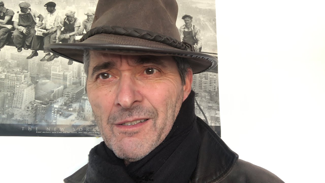 Par un soir de printemps - Guy de Maupassant - YouTube