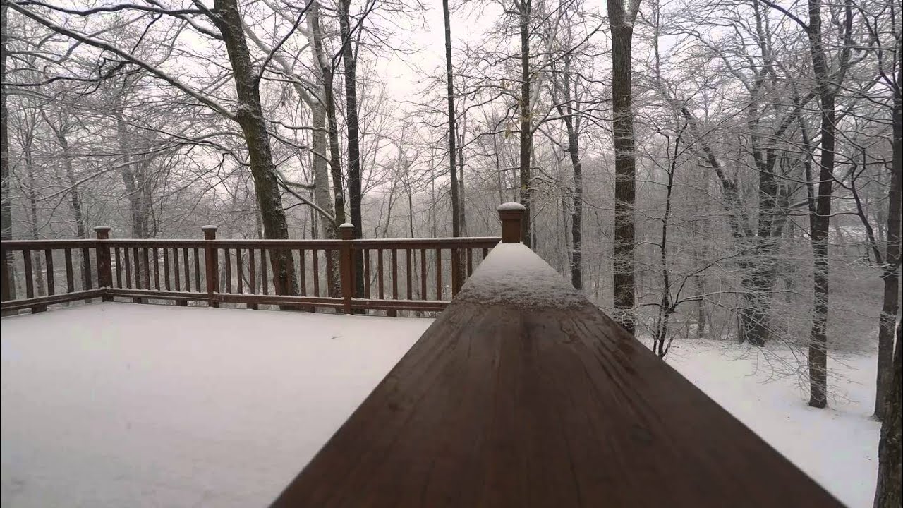 Feb 1st Snow Lafayette Indiana from 10 AM to Noon EST - YouTube
