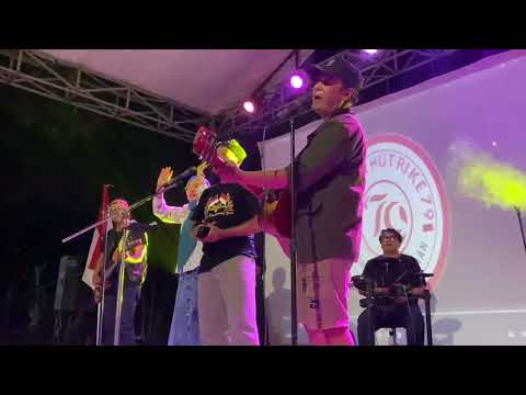 kemesraan #paklurah #bulurah #lucu #kemesraan #tulungagung #lombaagustusan