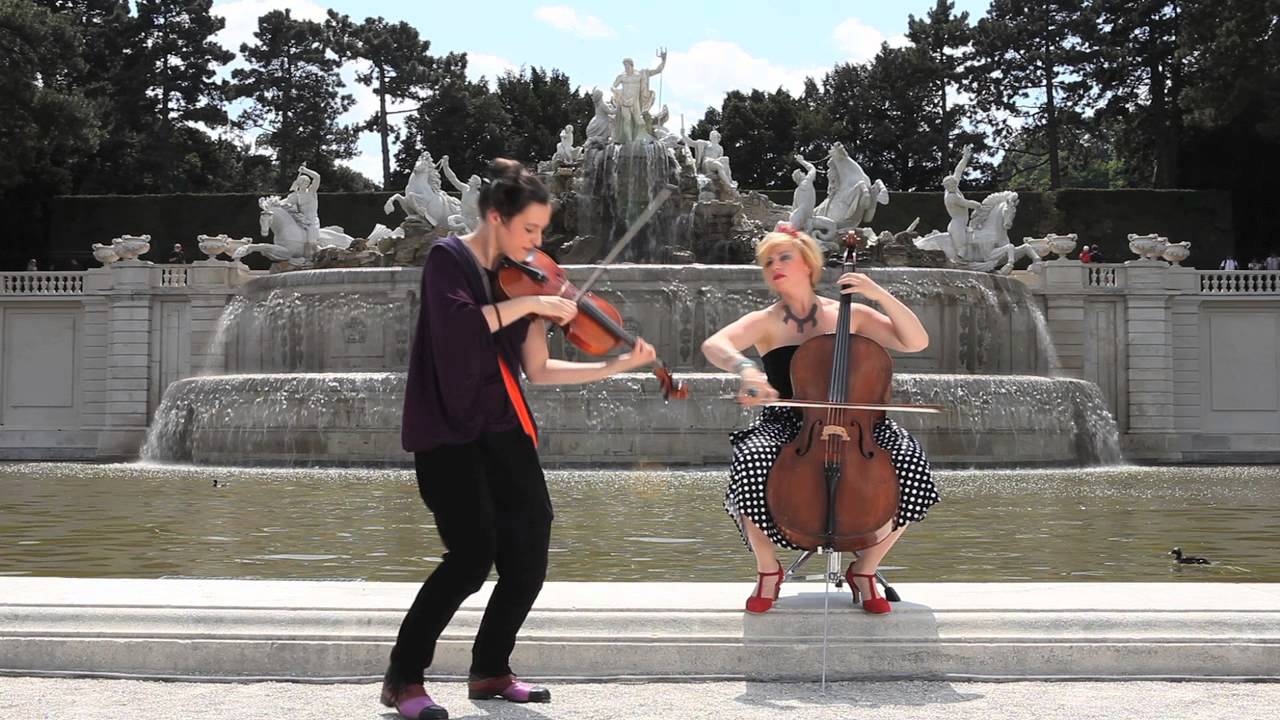 "Karussell" Catch-Pop String-Strong - YouTube