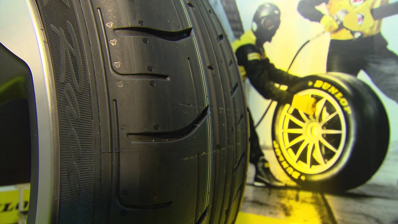 Dunlop Sport Maxx Race tyre 2012 HD - YouTube