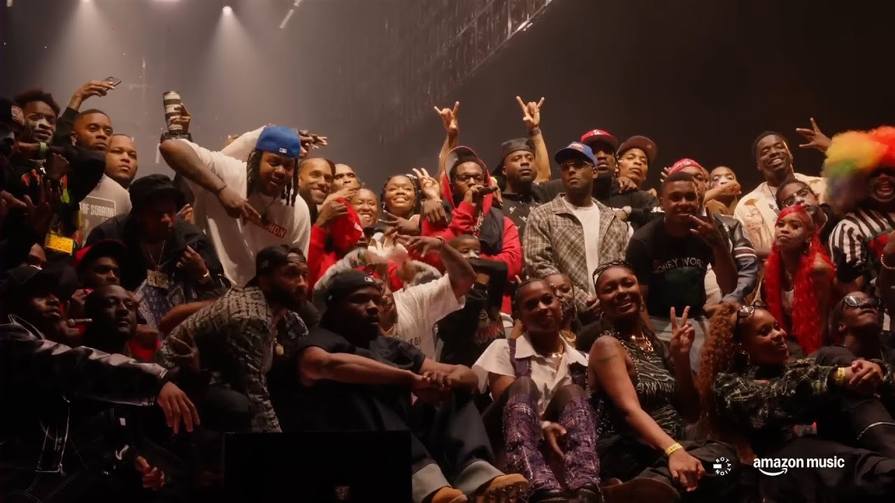 Kendrick Lamar Live dig at drake Sings Not like us 6x Performs with dr ...