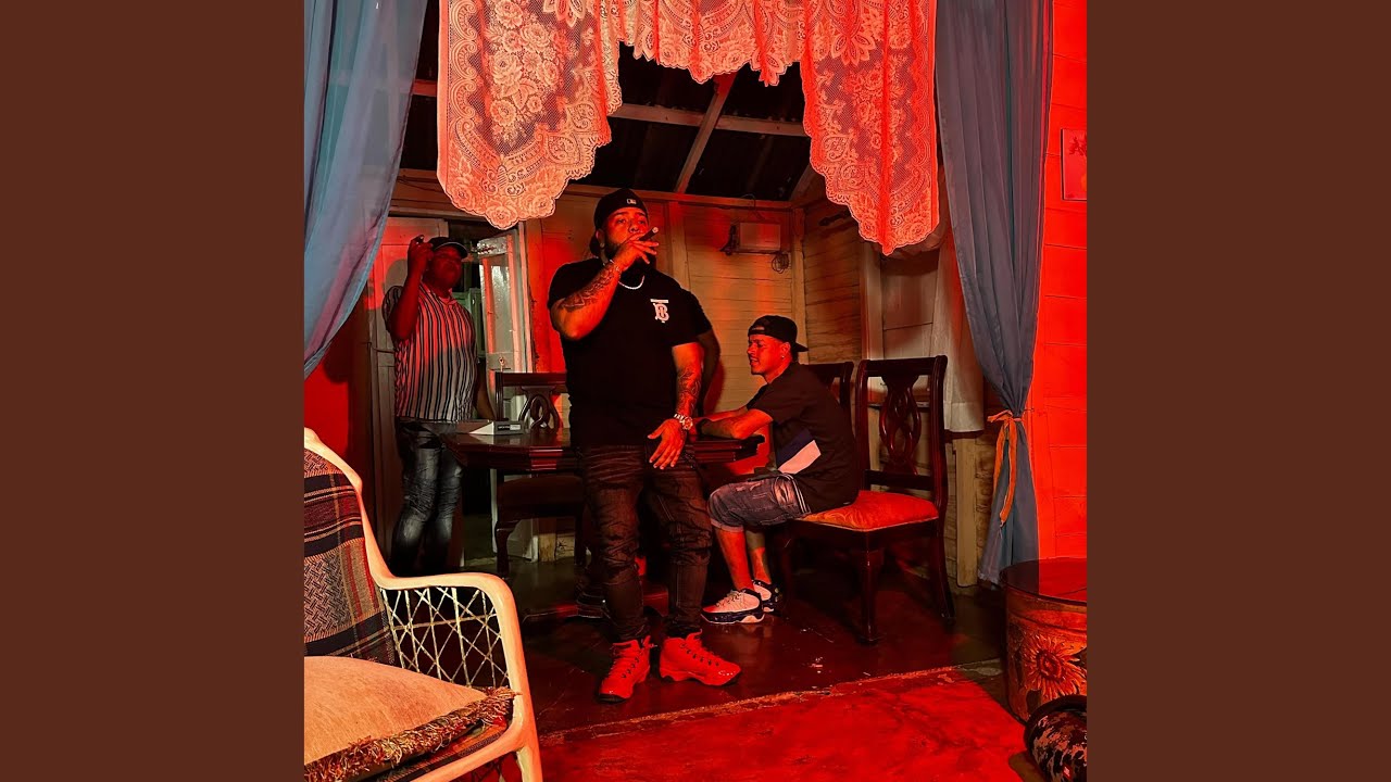 Por Balas (feat. Rafael Amaya) - YouTube