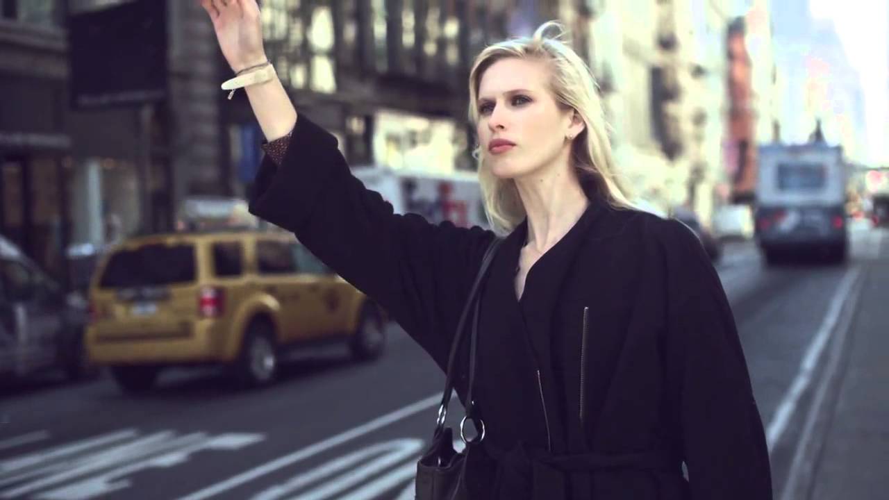 Elizabeth Arden UNTOLD TVC - YouTube