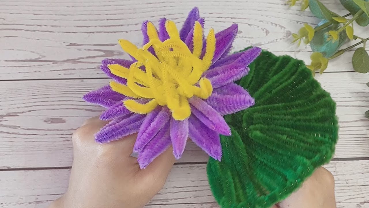DIY Easy Pipe Cleaner water lily flower | How to make Beautiful water ...