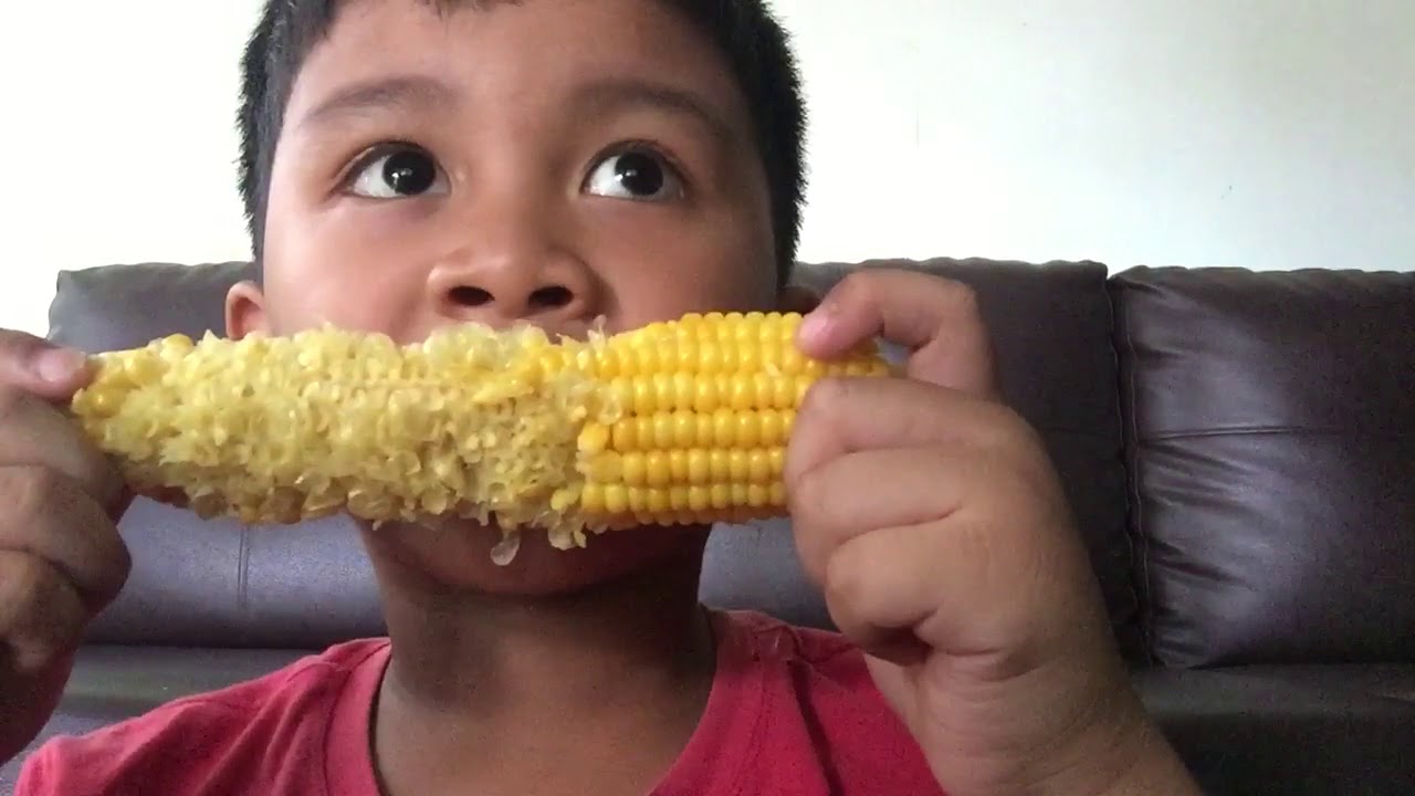 Eating Sweet Corn | Mukbang😊 - YouTube