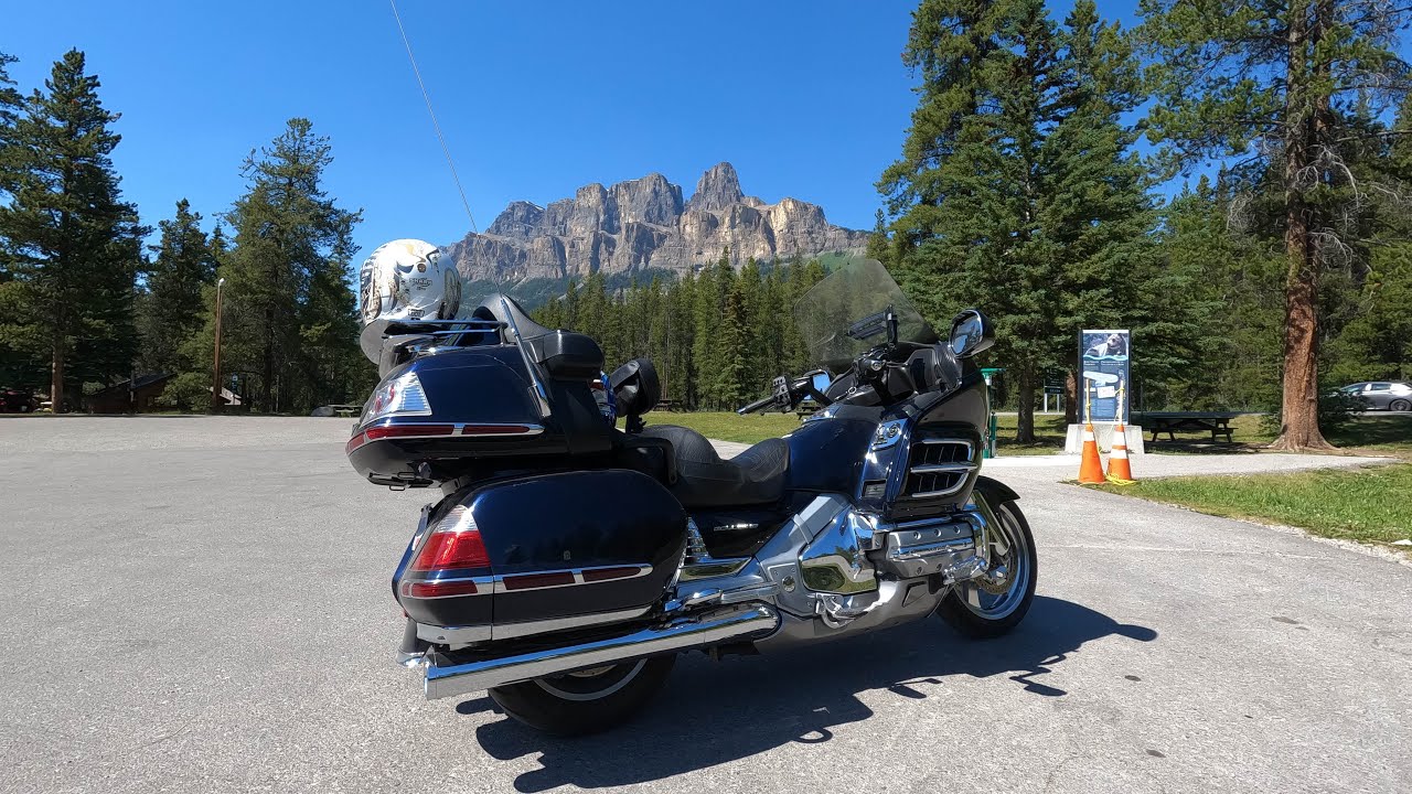 CANADIAN ROCKIES (Motorcycle Ride) on our Honda Goldwing THE GOLDEN ...