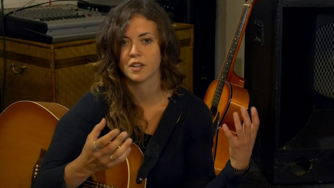 Art therapist Karianne Spens-Hanna | Detroit Performs Clip - YouTube