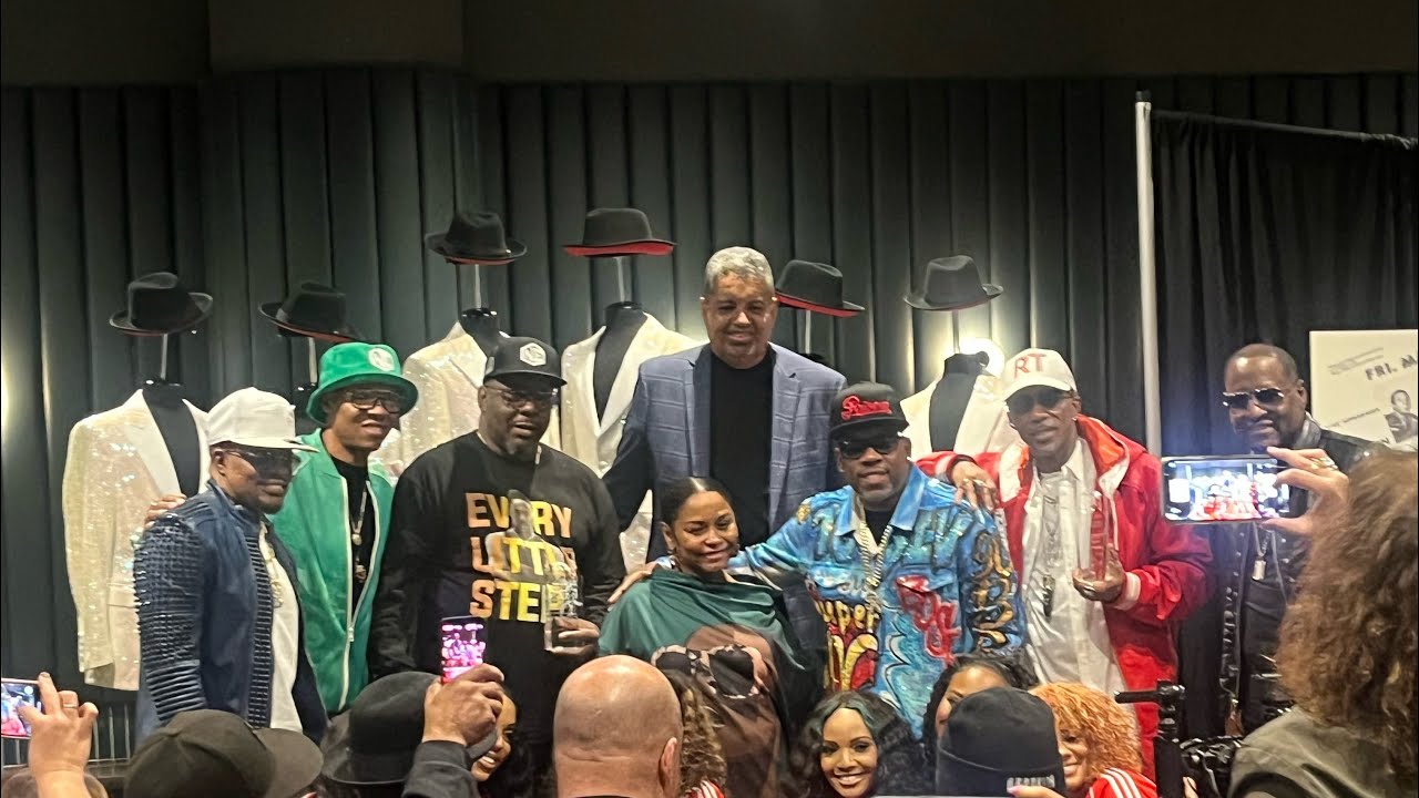 NEW Edition legacy tour 04/20/23 in LI,NY all 6 members was awarded for ...