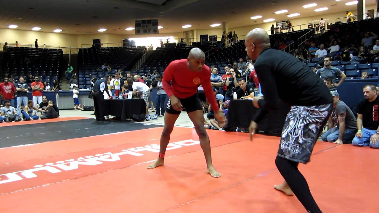 Alvin Tillman vs. TBD 3 - Grand Prix Grappling July 2012 - YouTube