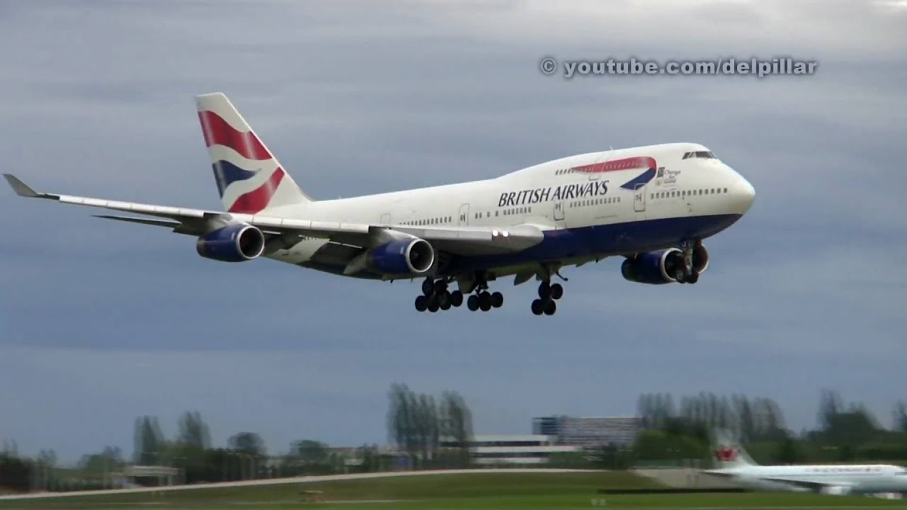 British Airways B747 windy evening landing at YVR. - YouTube