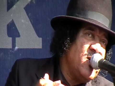 Boo Boo Davis Band 1 - YouTube