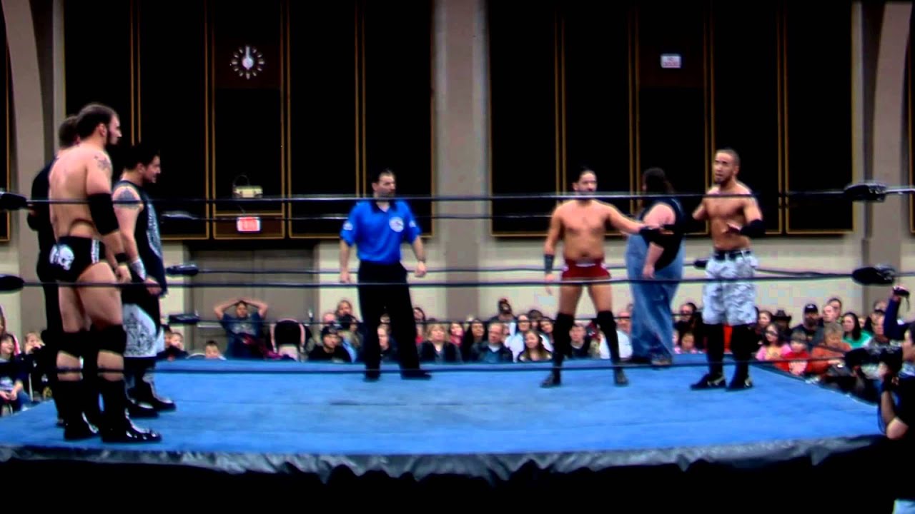 Adkins Teaches Brent & Mulligan The Party Boy Strut - YouTube