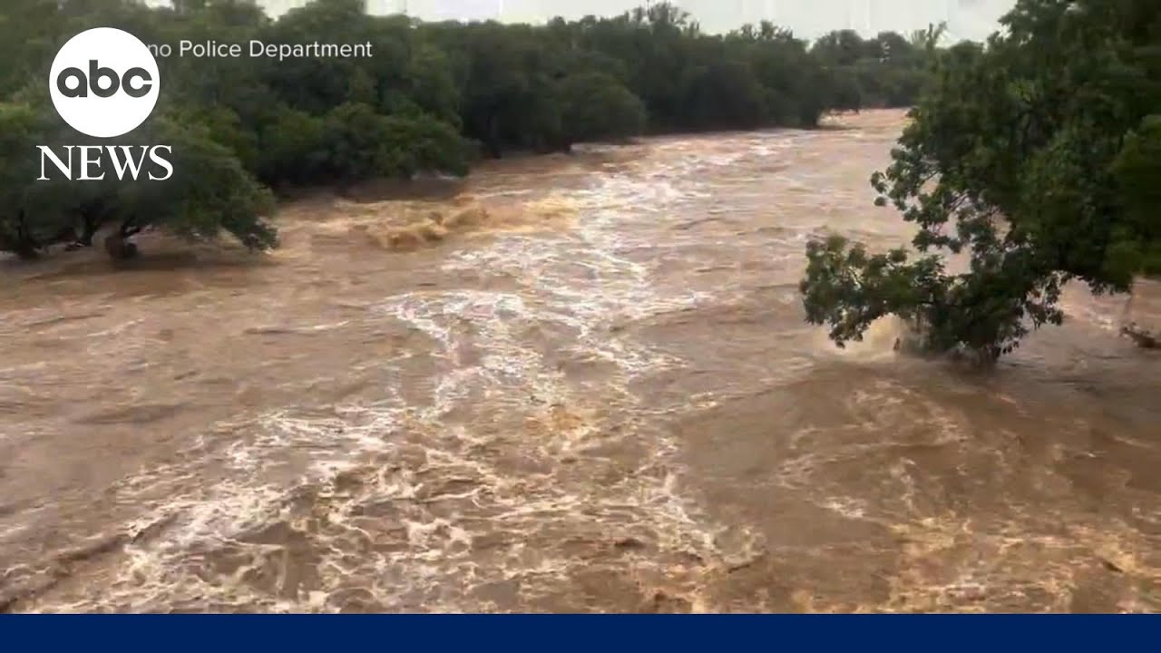 Life-threatening flash flood warnings in central Texas - YouTube