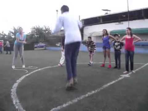 Chilillo, juego tradicional. - YouTube