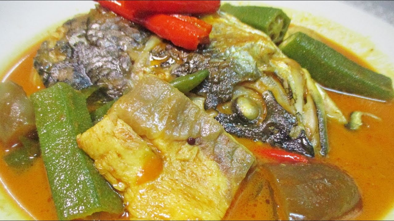 Kari Kepala Ikan | Malaysian Fish Head Curry - YouTube