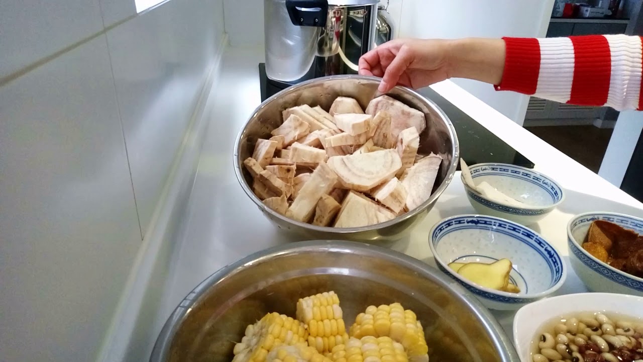 Cooking Chinese long Soup - YouTube