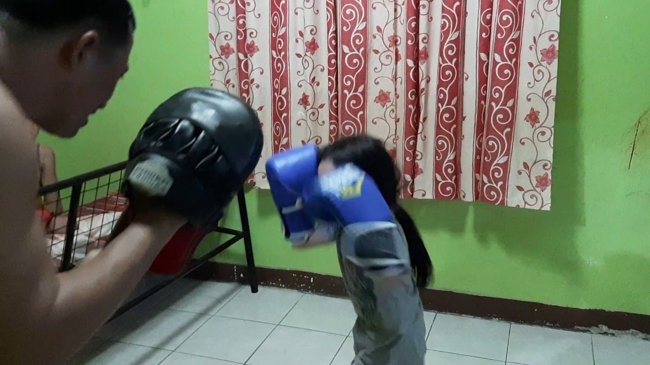 Ang batang may laban!!!😂😂😂 - YouTube