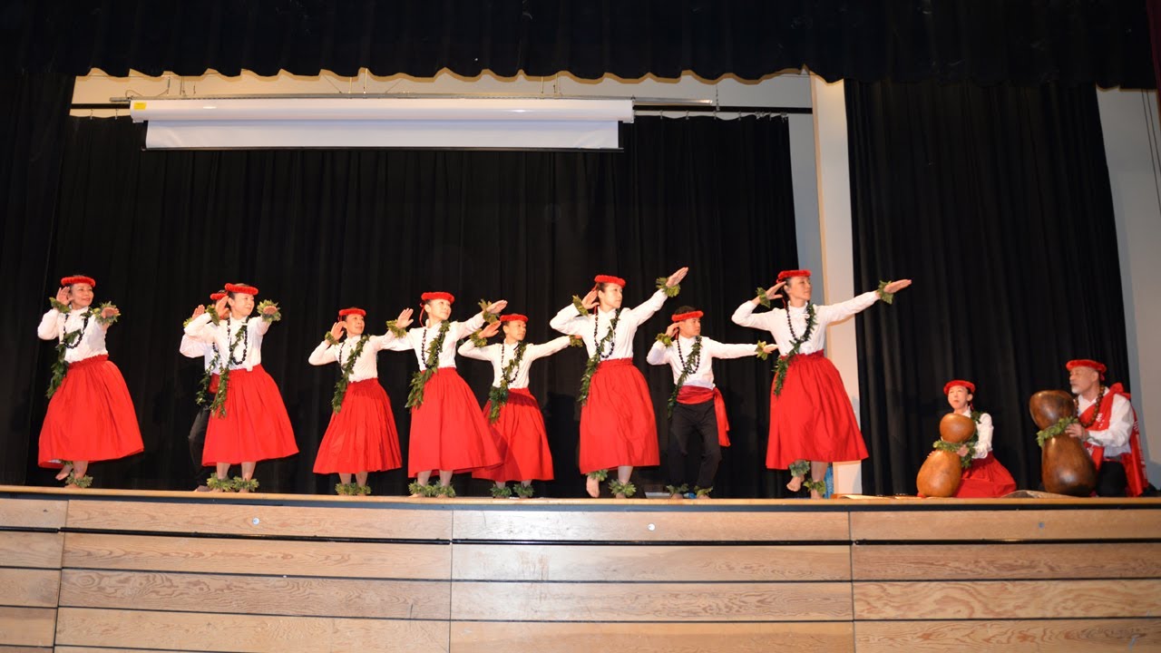 Hawaiian hula dance by Wailele Wai Wai at O-Hanami Festival, April 1 ...