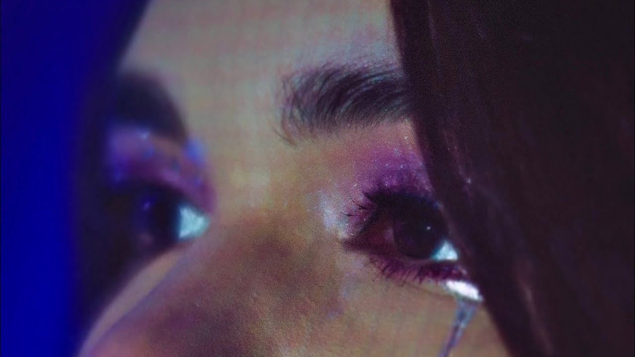 Saphirah - Fantasía (Video Oficial) | fantasía pt. 1 - YouTube