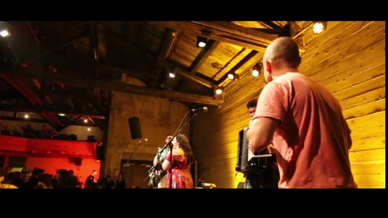Douglas Marcolino ao Vivo - Marcolinando Trio - YouTube