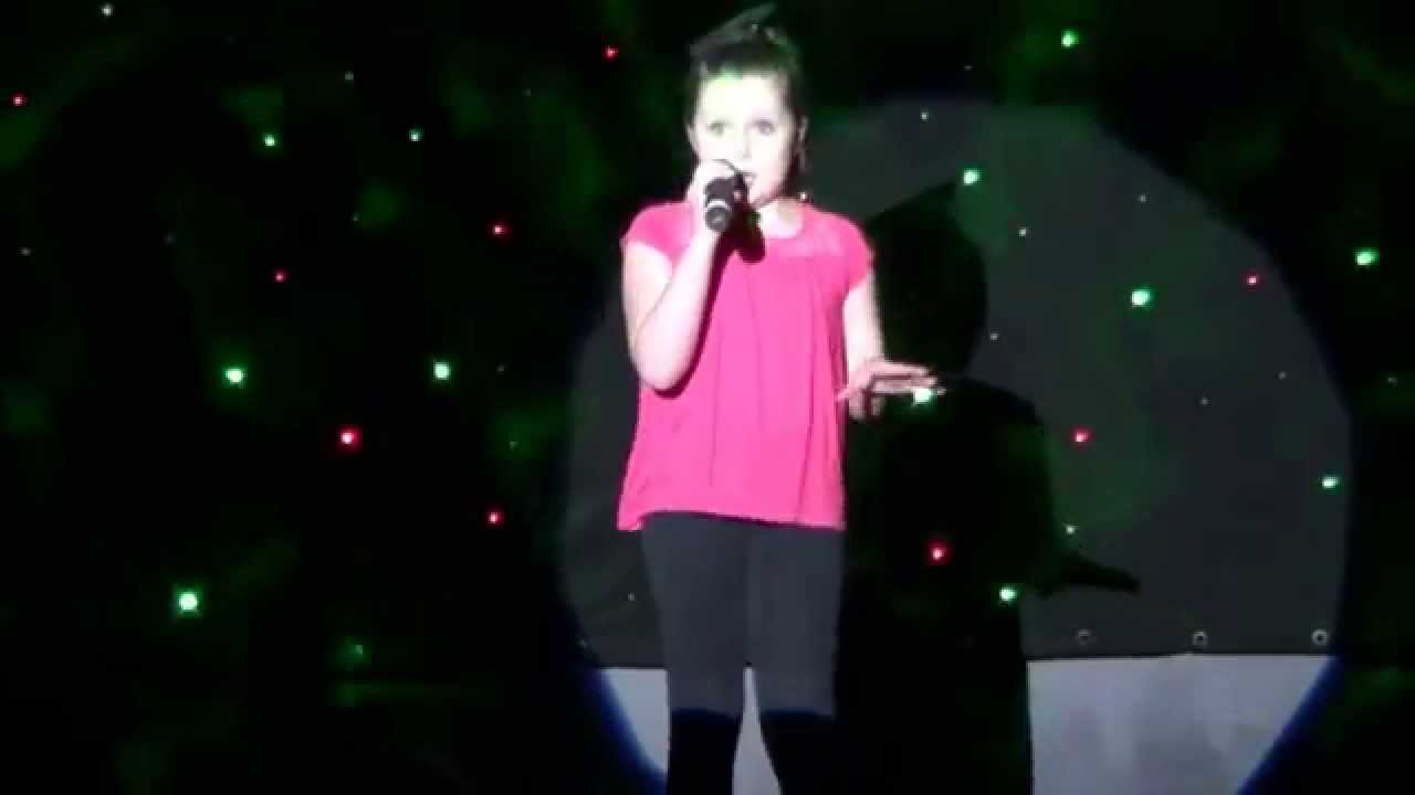 Kylie performing "Wings" in her Spring Showcase at FBAA. - YouTube
