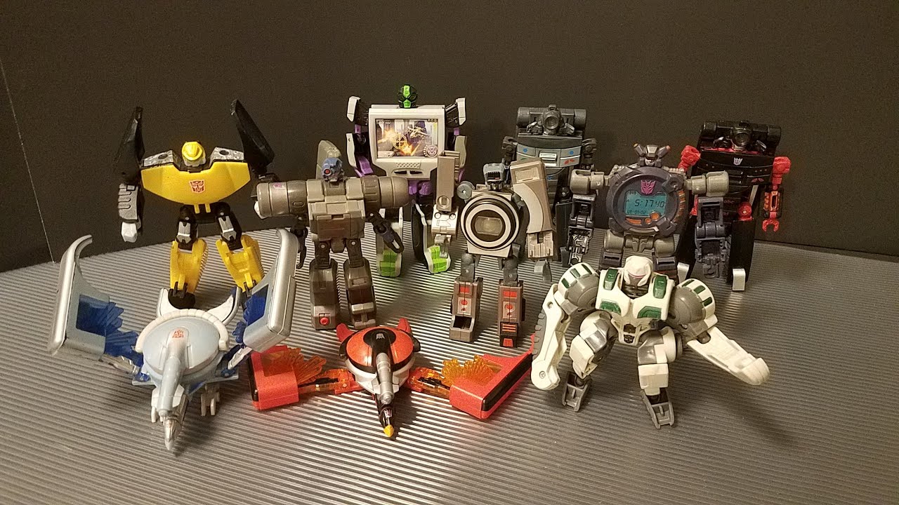 A Bunch of Real Gear Robots - ArcNeo Reviews - YouTube