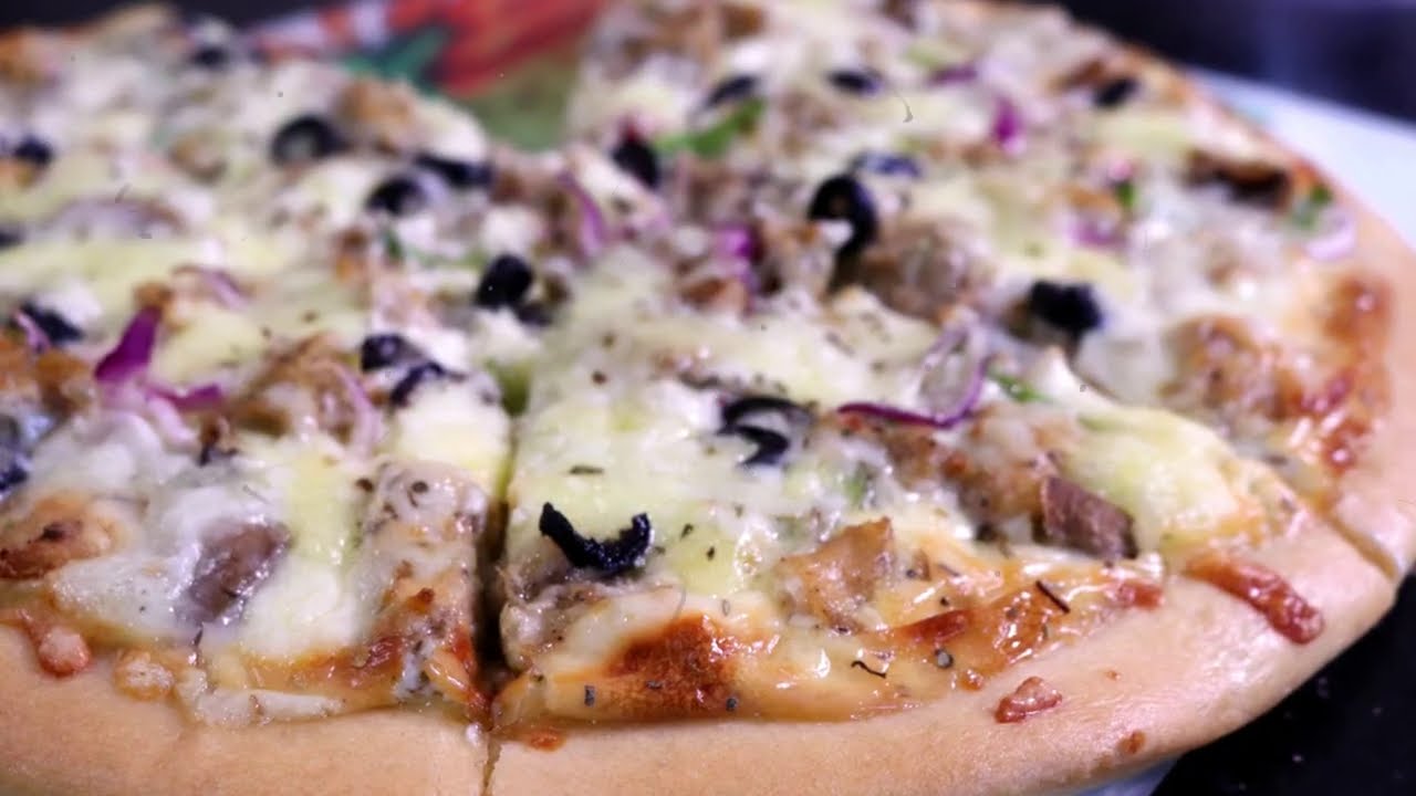 CHICKEN MALAI PIZZA (DETAILED) - YouTube