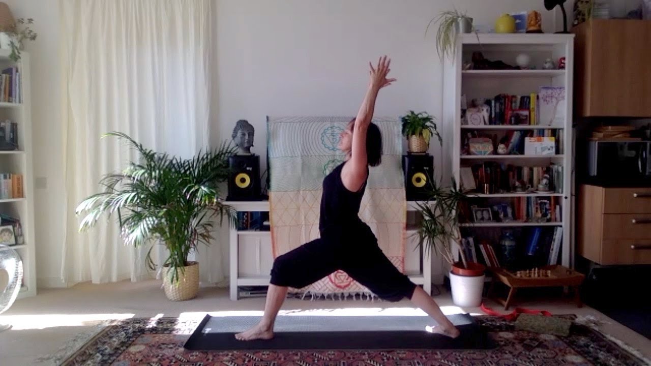 Sunrise Yoga with Nauli Kriya instruction- 1 hour - YouTube