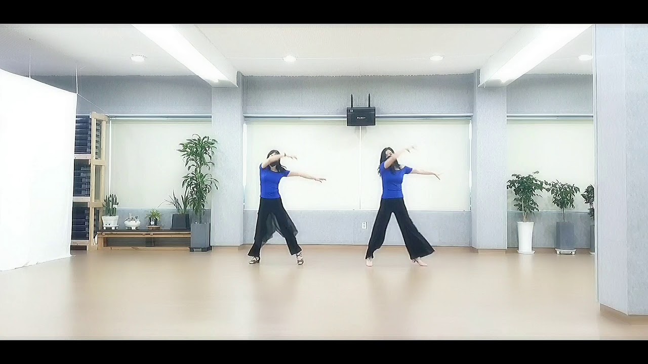 Foolish ( Intermediate ) - Line dance ( Demo & Teach ) - YouTube