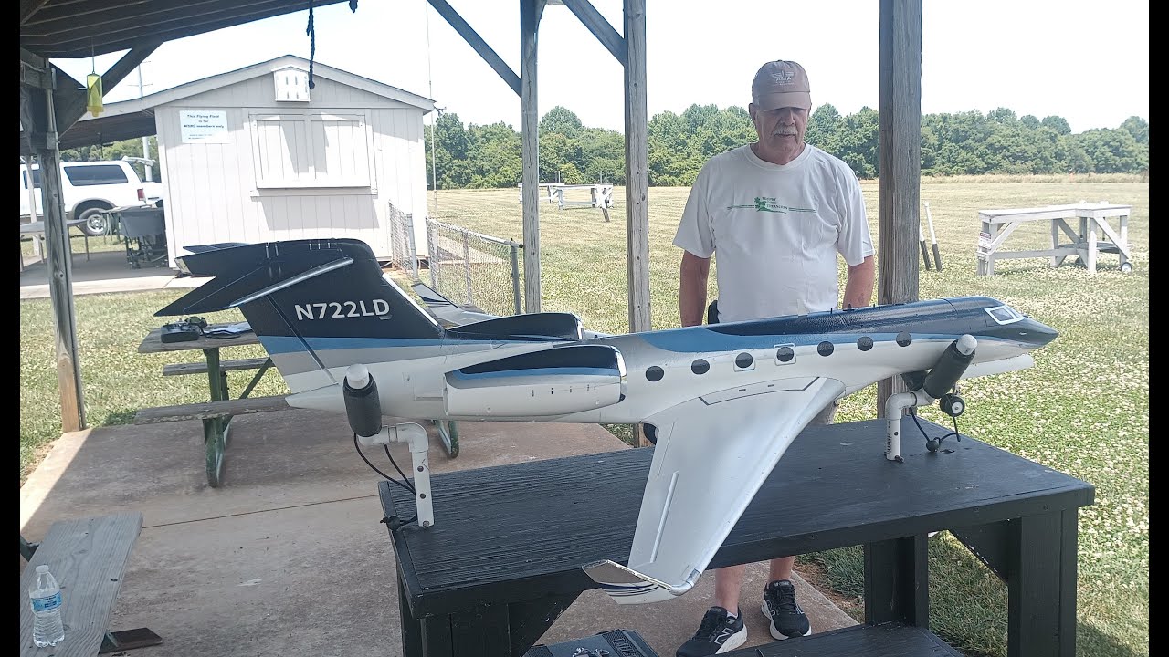 Larrys PJ50 in New Livery - YouTube