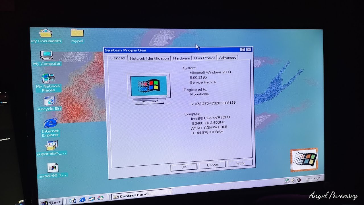 Windows 2000 in 2024 Experiment - YouTube