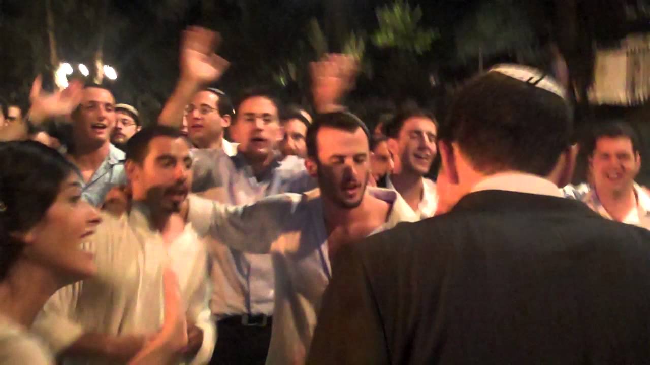 dancing to yichud - YouTube